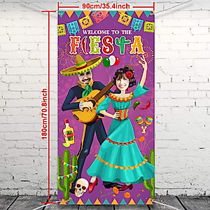Fiesta Couple Photo Door Banner, Giant Fabric Fiesta Photo Booth Background, Funny Fiesta Games Supplies for Mexican Theme Festival, 6 x 3 ft