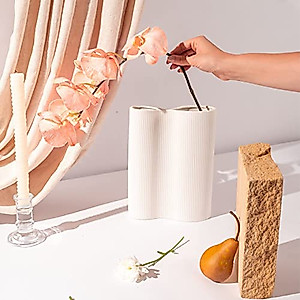 Luxe Infinity White Vase. 9” Ribbed Vase for Flowers. Organic Modern Home Decor. Pampas Grass Vase. Fluted Vase. Modern Vase. Aesthetic Vase. Tall White Flower Vase for Decor. White Ceramic Vase