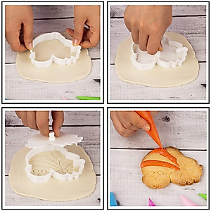 Mostop Soccer Cookie Cutter with Stampers, 3D Sports Cookie Cutter Set, Cake Decoration Tools Birthday Party Supplies Favors