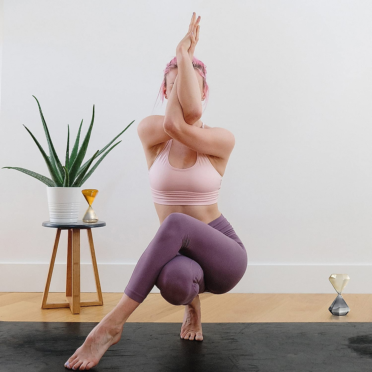 Hourglass Sand Timer Hour Glasses with Sand 15 Minutes & 30 Minute Hourglass Sand Clock Set of 2,Orange Hour Glasses Decorative Sand Watch for Yoga,Study Timer, Large Desk Timer Game,Office,Kitchen