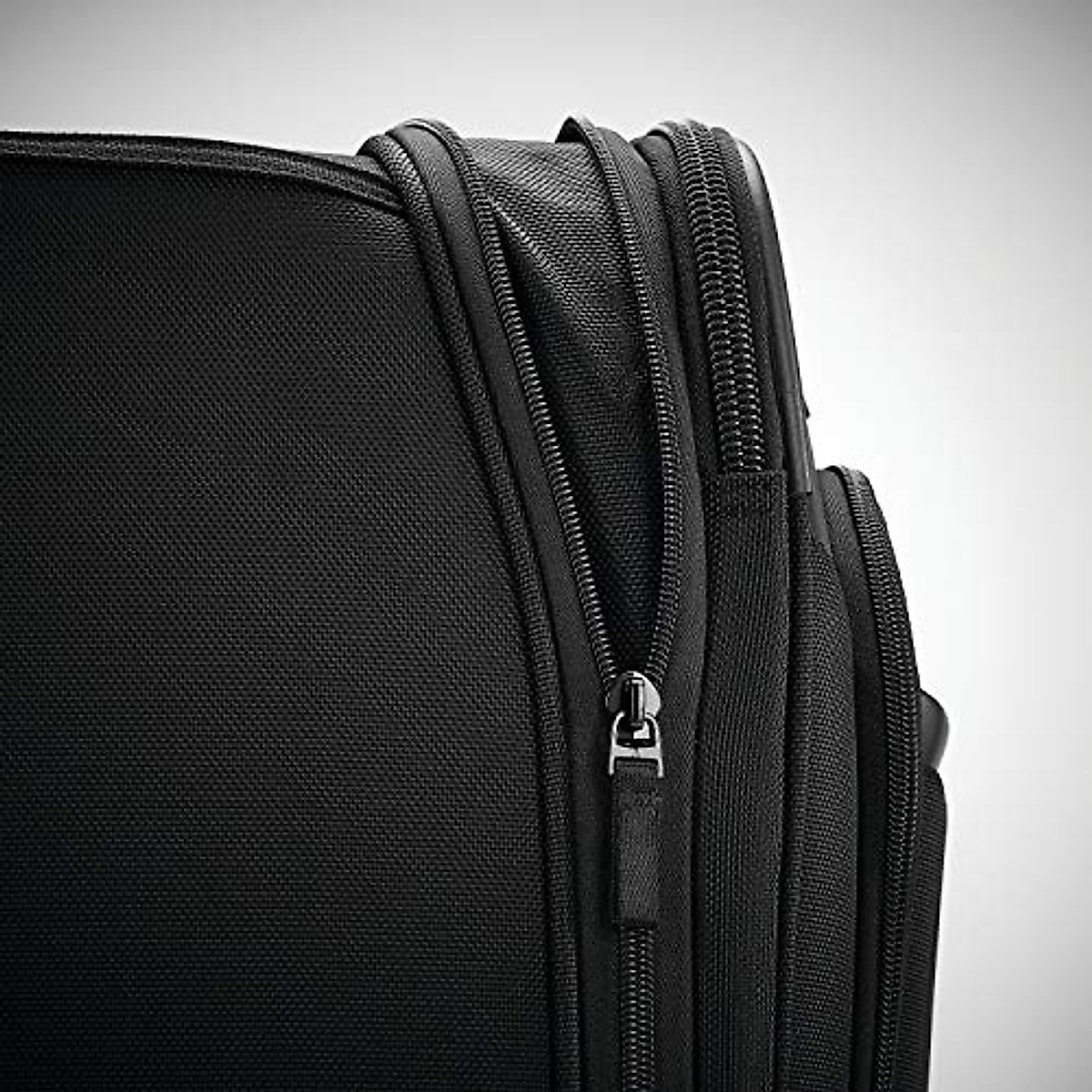 Samsonite Pro Travel Softside Expandable Luggage with Spinner Wheels, Black, Checked-Medium 25-Inch