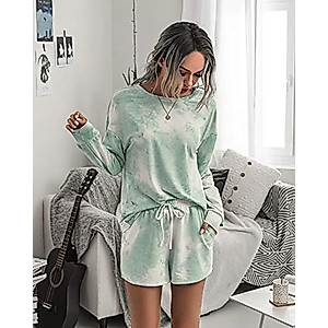 PRETTYGARDEN Women’s Tie Dye Printed Pajamas Set Long Sleeve Tops with Shorts Lounge Set Casual Two-Piece Sleepwear Green