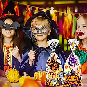 Halloween Treat Bags, Halloween Candy Bags, Halloween Cellophane Treat Bags, 60PCS Plastic Halloween Cookies Goodie Gift Bags with Ties for Halloween Trick or Treat Party Favors Supplies, 4 Style