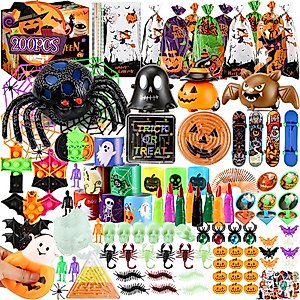 200PCS Halloween Party Favors , Bulk Halloween Toys for Halloween Treats Non Candy Classroom Prizes Goodie Bag Stuffers Pinata Filler, Halloween Gifts for Kids Prizes Party Supplies,Treasure Box Toys