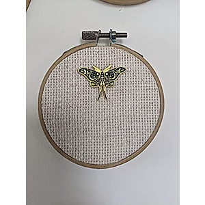 Luna Moth Needle Minder