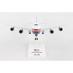 Daron Skymarks 747-8i Air Force One (VC25B) 1/200 Scale w/Gear SKR1076 New 2020