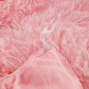 WERDIM Shaggy Fluffy Faux Fur Duvet Cover Set Button Closure Velvety Bedding Set Comforter Cover with Pillowcases Pink, Queen Size
