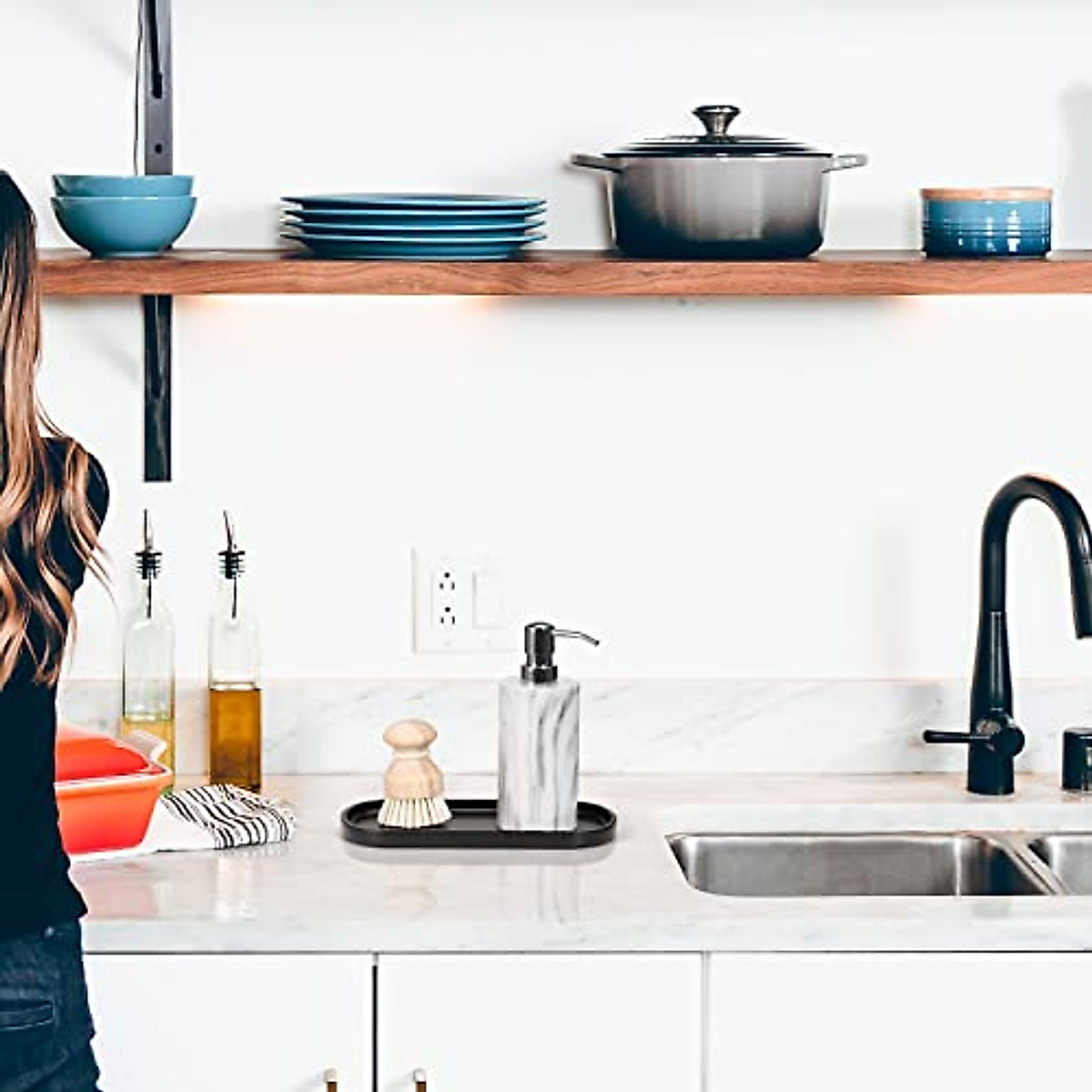 Luxspire Bathroom Vanity Tray, Handmade Resin Kitchen Sink Tray, Oval Toilet Tank Tray, Bathroom Countertop Organizer Tray for Jewelry/Perfume/Soap Dispenser/Hand Towel - 9.8 Inch, Matte Black