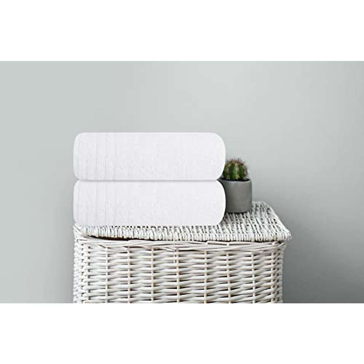 Tens Towels Large Bath Towels, 100% Cotton, 30 x 60 Inches Extra Large Bath Towels, Lighter Weight, Quicker to Dry, Super Absorbent, Perfect Bathroom Towels (Pack of 4, White)