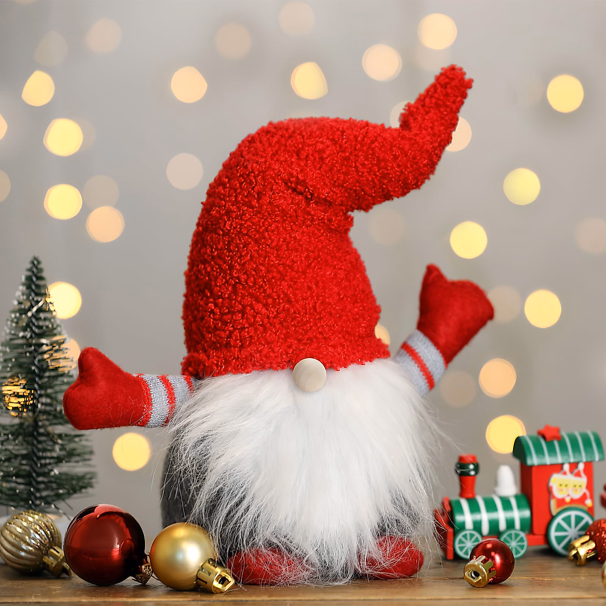 12Pcs Gnome Beards for Crafting Faux Fur Fabric Precut Gnomes Beards Handmade 12 Pieces Wood Balls for Halloween Christmas Craft Supplies White