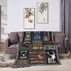 Deer Hunting Gifts Blanket for Men Camo American Flag Throw Blanket Funny Hunting Fleece Blanket Super Soft Bedding Fuzzy Throw Blanket Hunter Gifts for Men Women 80"x60"