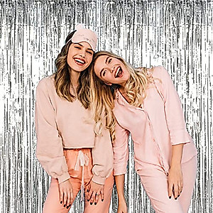 GOER 3.2 ft x 9.8 ft Metallic Tinsel Foil Fringe Curtains Party Photo Backdrop Party Streamers for Birthday,Graduation,New Year Eve Decorations Wedding Decor (Silver,1 Pack)