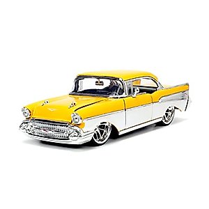 Jada Toys Big Time Muscle 1:24 1957 Chevy Bel-Air Die-cast Car Yellow, Toys for Kids and Adults