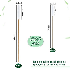 Nuogo 300 Pieces Cotton Buds for Dogs and Cats Pet Cotton Ear Buds Swabs Cotton Dog Ear Cleaner Dog Ear Cleaning Solution Long Cotton Swab Dog Ear Drops with Wood Handle for Dog Ear Care, 4.7 Inches