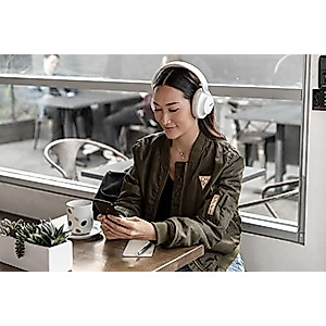 Shure AONIC 40 Over Ear Wireless Bluetooth Noise Cancelling Headphones with Microphone, Studio-Quality Sound, 25 Hour Battery Life, Fingertip Controls, iPhone & Android Compatible - White
