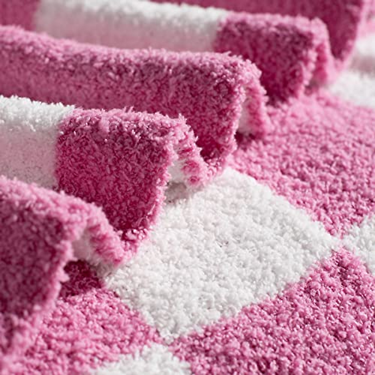 Carriediosa Checkered Throw Blanket Super Soft Luxurious Microfiber Fluffy Checkerboard Grid Plaid Knit Blankets Reversible Cozy Throws for Couch Bed Sofa, 50" X 60" Hot Pink and White Check