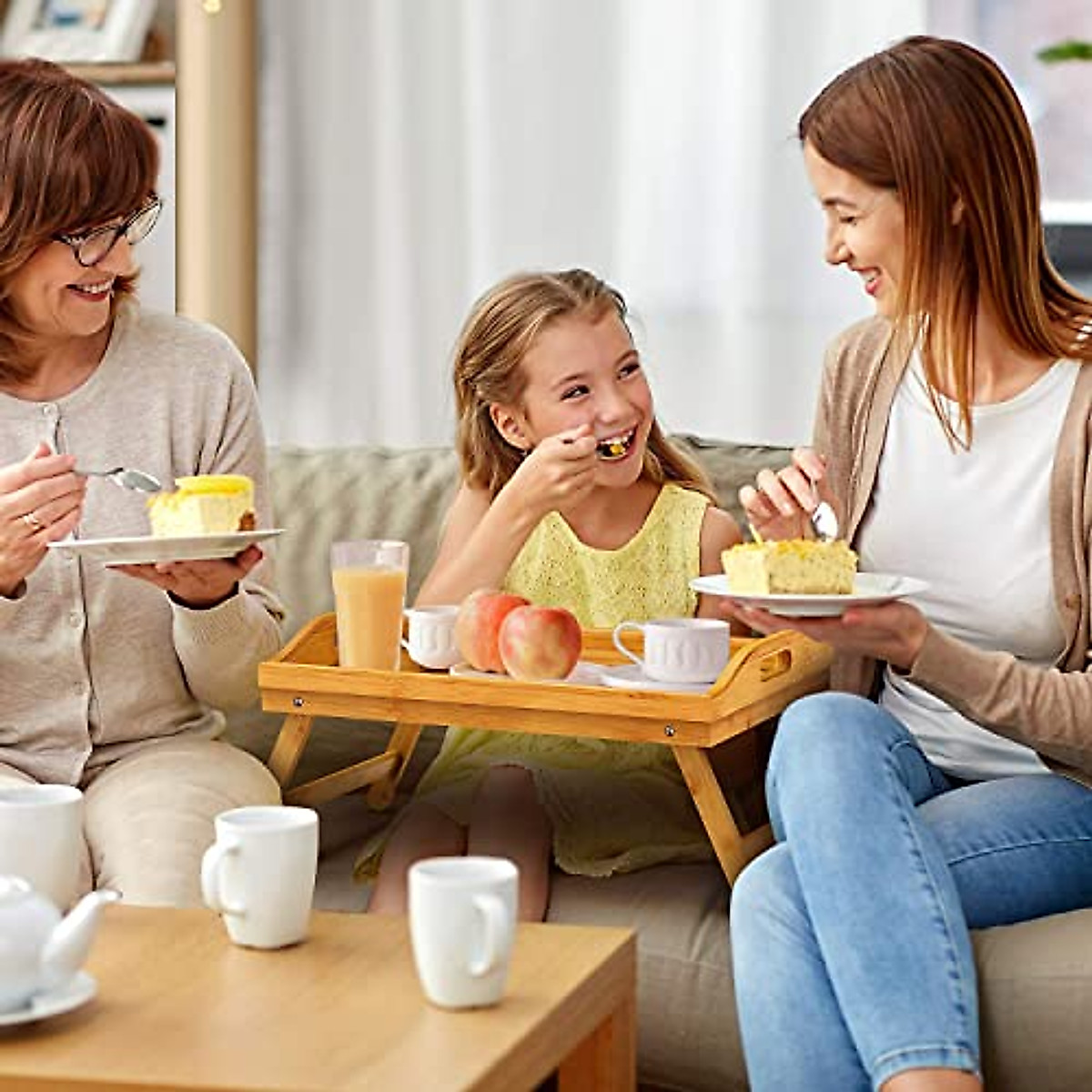 Pipishell Bamboo Bed Breakfast Tray, Bed Trays for Eating with Folding Legs, Food Snack Tray, Used As Lap Tray for Bed, Sofa, Outdoor, Working, Eating, Drawing