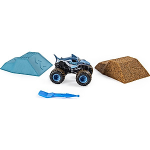 Monster Jam, Megalodon Monster Dirt Starter Set, Featuring 8oz of Monster Dirt and Official 1:64 Scale Die-Cast Truck