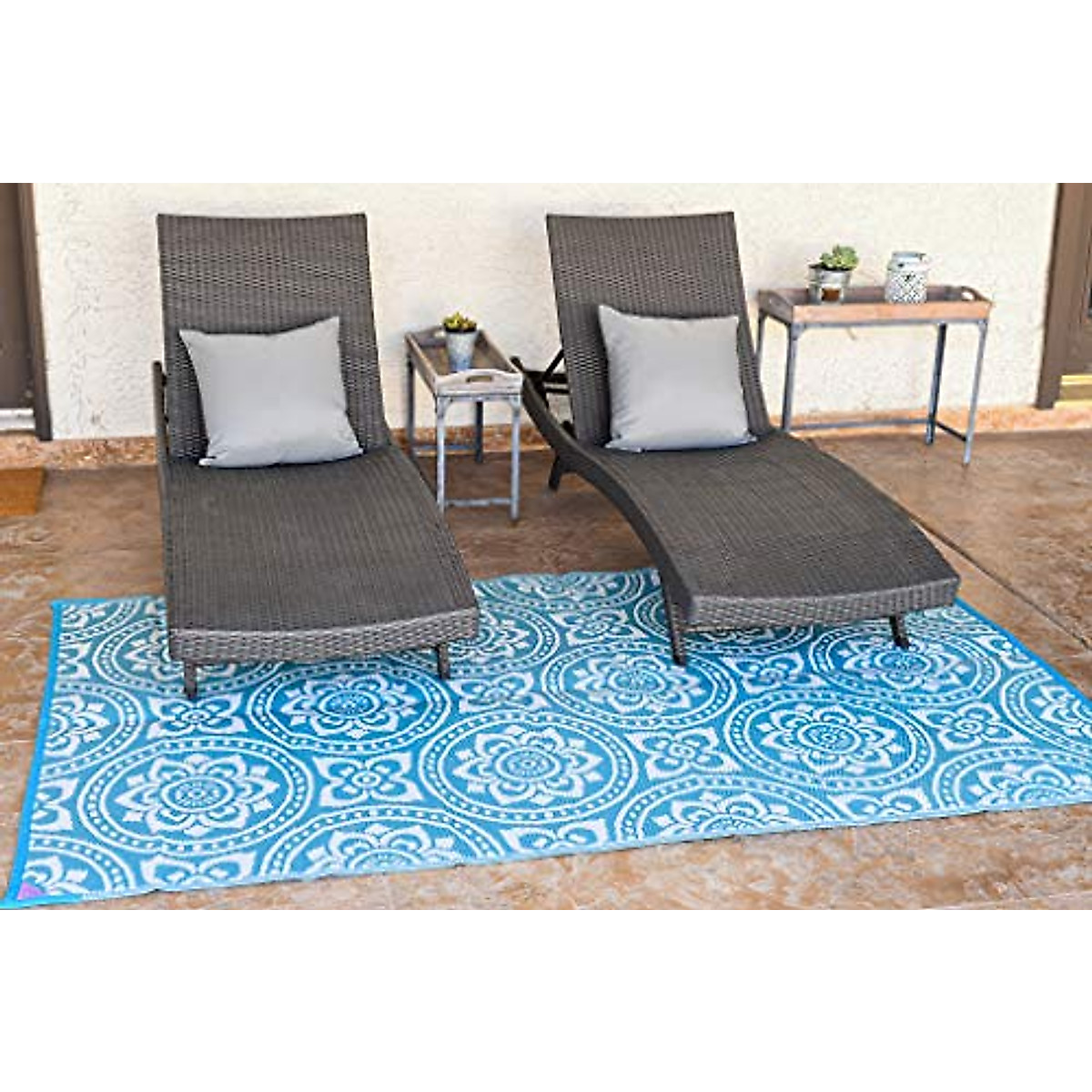 Stylish Camping 255083 5-feet by 8-feet Reversible Mat, Plastic Straw Rug, Large Floor Mat for Outdoors, RV, Patio, Backyard, Picnic, Beach, Camping - Leaf Mat (Turquoise/White)