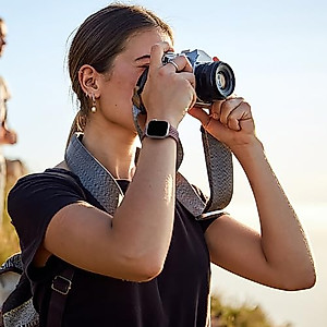 Getino Compatible with Apple Watch Bands 40mm for Women Men, Stylish Breathable Sport Replacement Band 38mm 41mm 44mm 45mm 42mm Soft Silicone Strap for iWatch SE Series 9 8 7 6 5 4 3 2 1 Ultra, 3 Pack