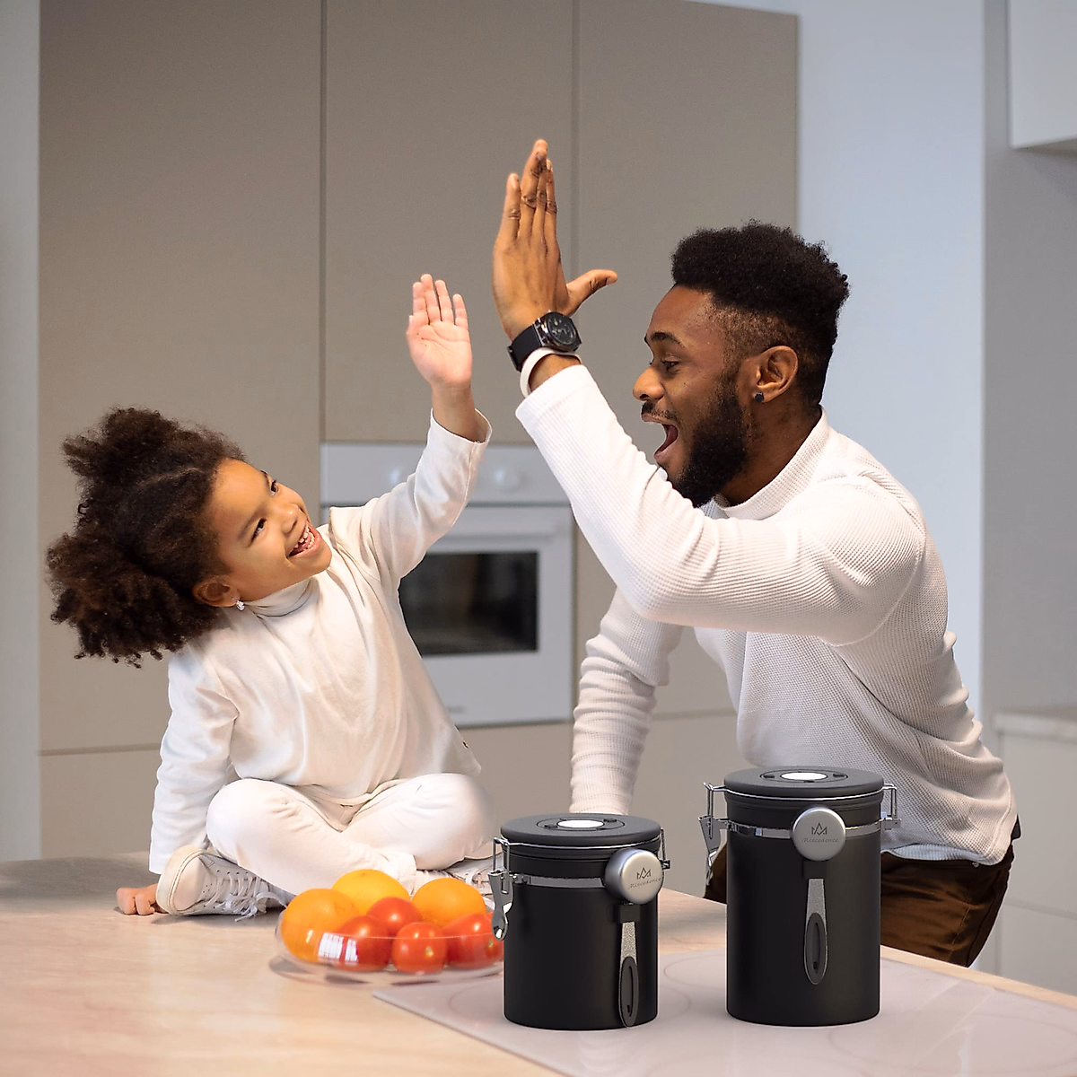 Miscedence Coffee canister for ground coffee with Scoop Date Tracker One Way Co2 Valve 304 Stainless Steel Kitchen Food Airtight storage container for Coffee Beans,Grounds,Tea,Sugar (Black, 16oz)