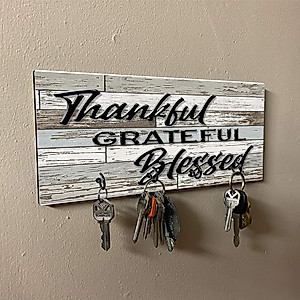 Brotherhood Barn Wood Chipped Paint White Board Flooring Design Thankful Grateful Blessed Key Hanger Organizer Wall Mount Rack for Holders The Home Keys Ring Decorative Hangers Decor Hook Holder
