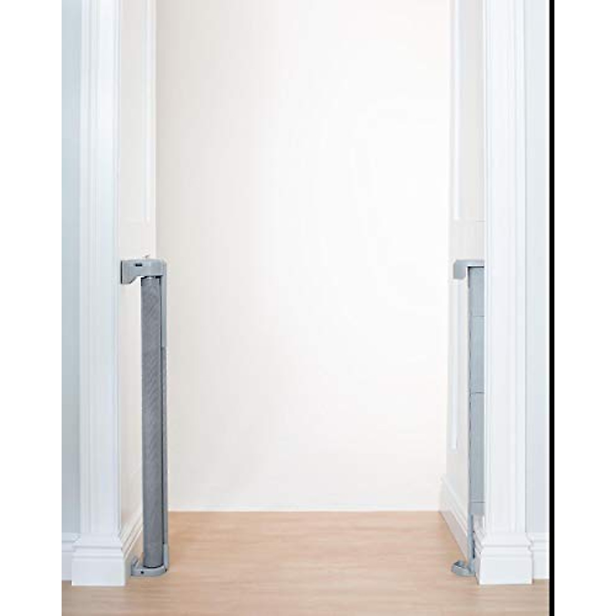 Skip Hop Retractable Mesh Baby Gate, Playview 52-Inch, Grey (Discontinued by Manufacturer)