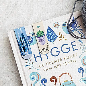 Mingting 36 Pcs Magnetic Bookmarks, Cute Assorted Magnet Page Markers Bookmark Page Clips for Women Men Office Classroom Teacher Student Kids Reading Stationery Supply (Plant + Animal)