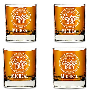 Froolu Personalized Vintage Scotch Whiskey Glasses - Customize Name & Year - 4 Premium Vintage Designs - Gift for Dad, Brother, Son, Husband - Great for Birthday, Anniversary, Christmas - Etched