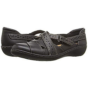Clarks Women's Ashland Spin Q Slip-On Loafer, Black, 8.5 N US