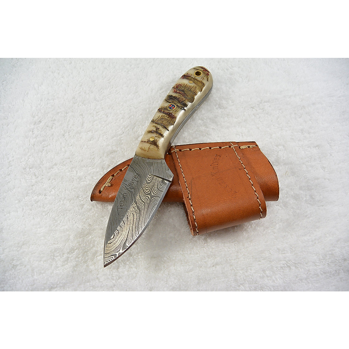 Texan Knives Damascus Steel Short Skinner Knives Fixed Blade Knife with Sheep's Horn Handle Includes Leather Sheath, 6.75" L
