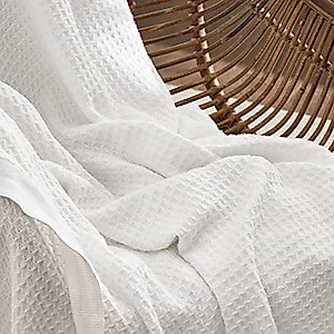 Bedsure 100% Cotton Blankets Queen Size for Bed - 405GSM Waffle Weave Blankets for Summer, White Soft Lightweight Woven Blankets for All Seasons, 90x90 inches