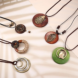 Fansilver 6Pcs Long Wooden Pendant Necklaces for Women Bohemian Sweater Necklace Set Handmade VintageWooden Bird Leaf Tree Layered Pendant Necklace Brown Y Necklace Fashion Hippie Jewelry