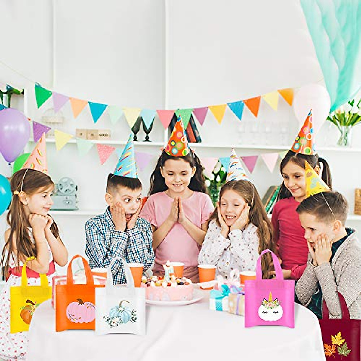 20Pcs Pumpkin Party Favor Bags, Halloween Non-Woven Pumpkin Bags, Autumn Goodie Candy Gift Bags Maple Leaf Pumpkin Treat Bags for Fall Birthday Baby Shower Thanksgiving Halloween Party Decoration