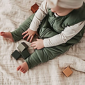 Nyte Nyte Baby - 1.-TOG Green, 12 to 18 Months, Sleeveless Sleep Sack, Soft Baby & Toddler Sleeping Sack, Breathable Bamboo Sleep Sack with Adjustable Feet Cuffs & Anti-Slip Grip