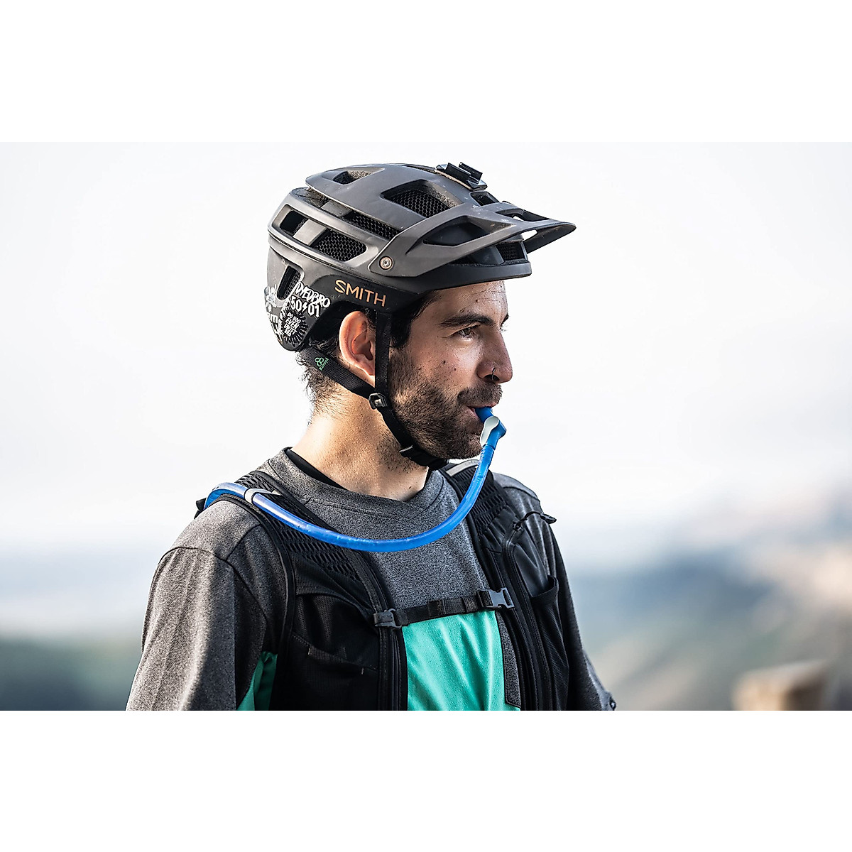 CamelBak Chase 8 Bike Hydration Vest - Integrated Tool Organization - 70oz., Black