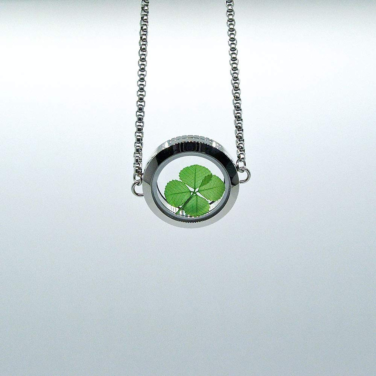 Clovers Online Genuine Preserved Four Leaf Clover Good Luck Charm Floating in a Stainless Steel Bolo Bracelet