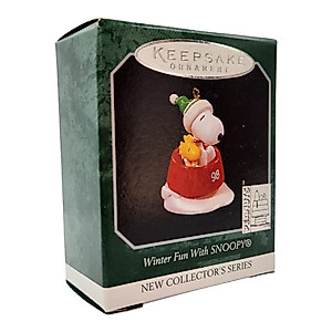 Hallmark Keepsake Ornament Winter Fun With SNOOPY 1998 QXM4243