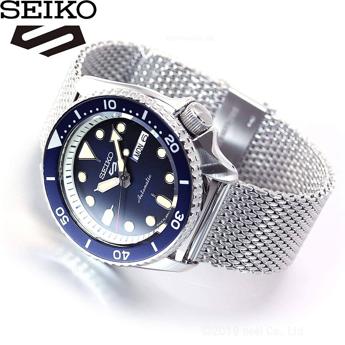 SEIKO 5 Sports Auto-Wind Mechanical Suits SBSA 015