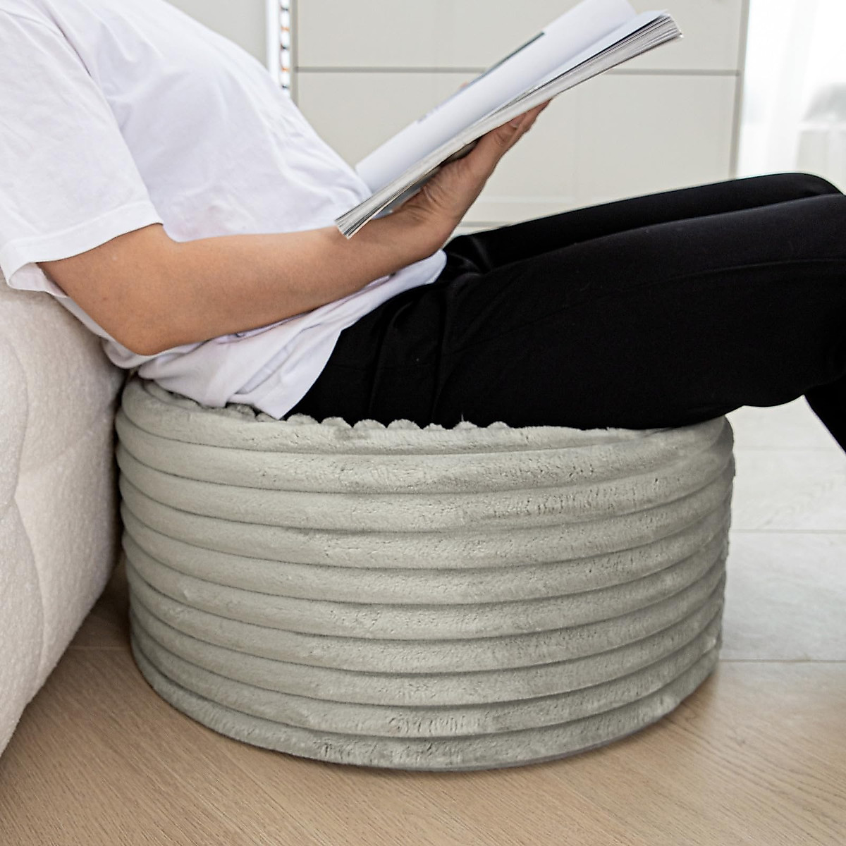 Round Stuffed Pouf Ottoman 20x20x12 Inches Faux Fur Ottoman Foot Rest Under Desk Foot Stool Great for Living Room, Bedroom Small Furniture (Light Gray Pouf with Filler)