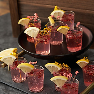 MATANA 100 Pack Clear Plastic Shot Glasses Gold Glitter 2 Oz - Sturdy & Reusable - Jello & Tequila Shots, Sample Tasting Cups - Birthdays, Weddings, Christmas, BBQ, Parties