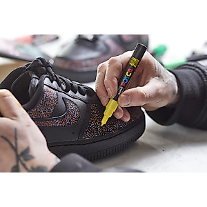 posca Markers Set, 4 Medium Paint Markers 5M – Mono Tones – Black, White, Gold, Silver