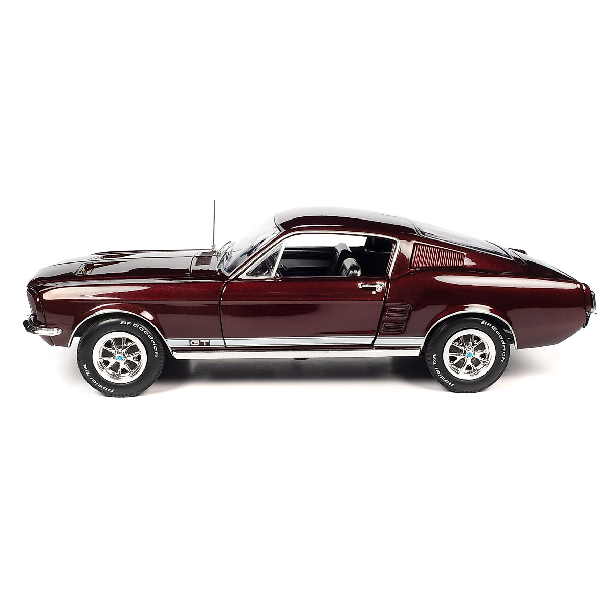 American Muscle 1967 Ford Mustang 2+2 GT 1:18 Scale Diecast