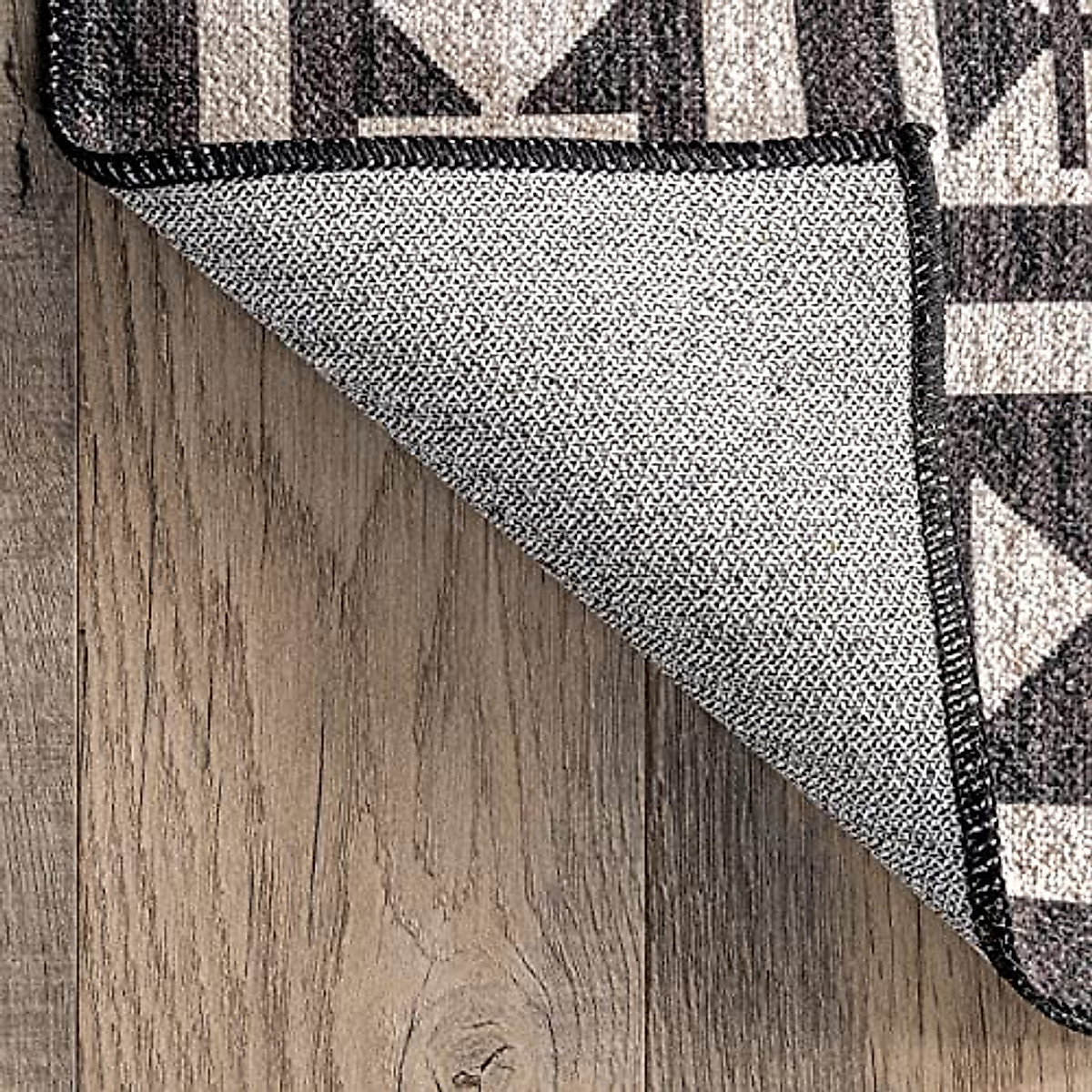 nuLOOM Leighton Machine Washable Southwestern Medallion Ultra Thin Area Rug, 6x9, Beige