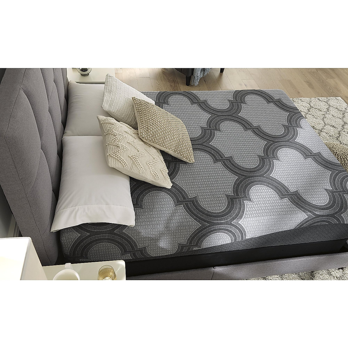 Signature Design by Ashley King Size 12 Inch Hybrid Mattress with Cooling Gel Memory Foam and Lumbar Support Form