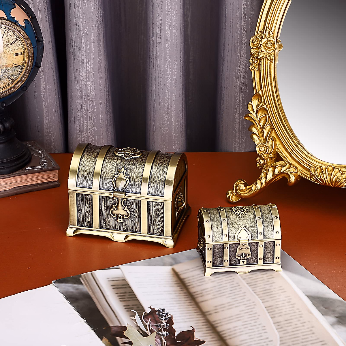 Hipiwe Vintage Metal Jewelry Box Treasure Trinket Chest,Smal Ring Earrings Necklace Keepsake Gift Holder Case for Girls Ladies Women (Bronze, Small)