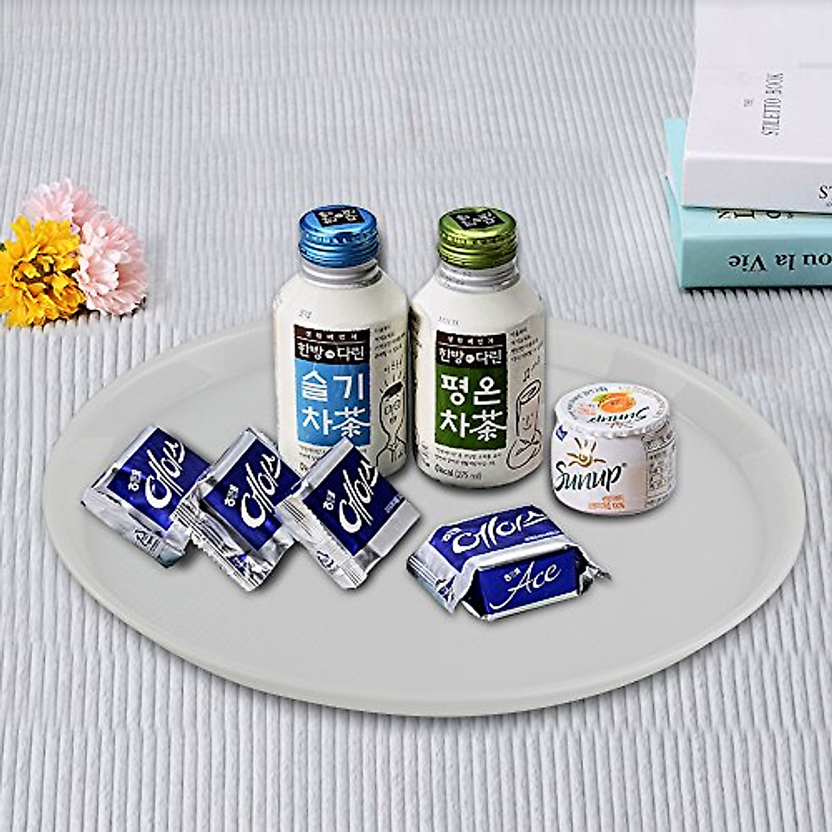 Wekioger Plastic Round Serving Tray, 13.5-Inch, Set of 3 (White, Black, Grey)