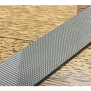 SiS EQUINOX Farrier Hoof Rasp Horse Equine Hooves Shoe File with Wooden Handle