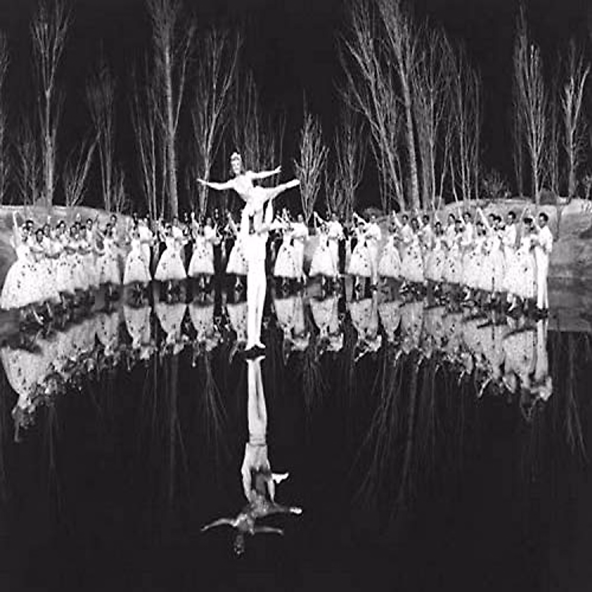 Sun Valley Serenade Sonja Henie 1941 Tm And Copyright (C) 20Th Century-Fox Film Corp All Rights Reserved Photo Print (28 x 22)