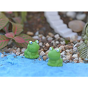 Exasinine 20 Pcs Resin Mini Frogs Green Frog Miniature Figurines Fairy Garden Miniature Moss Landscape DIY Terrarium Crafts Ornament Accessories for Home Décor